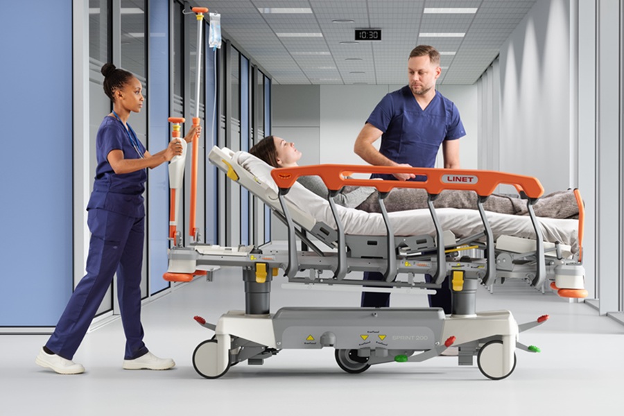 Corridor nursing: key considerations and equipment solutions for NHS ...